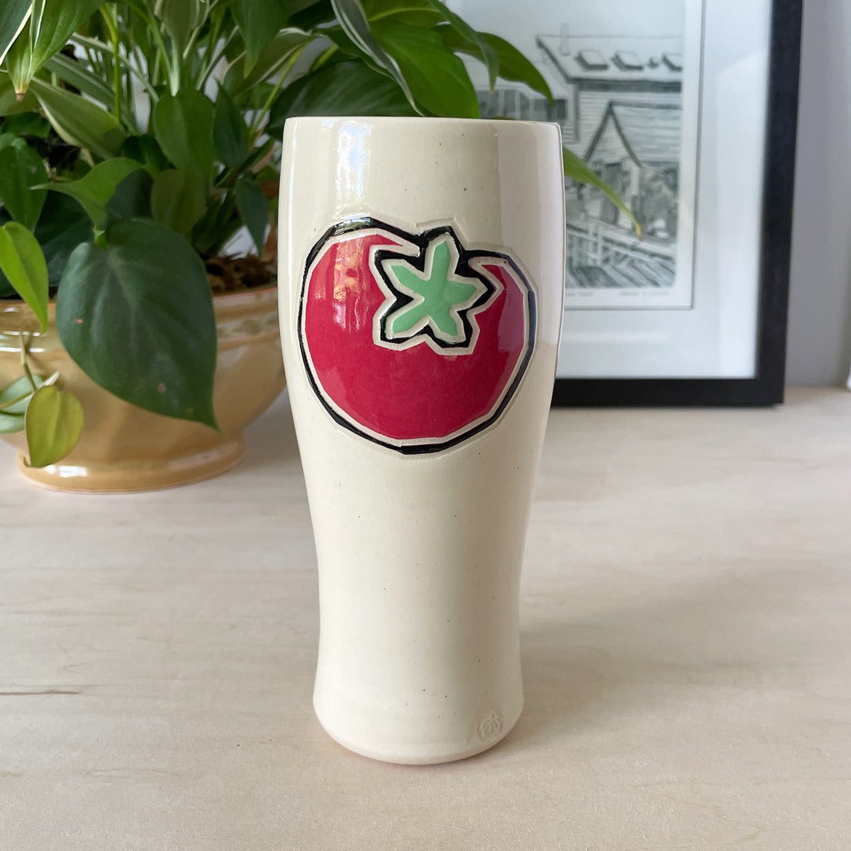 Tomato Vase – Susan Stone